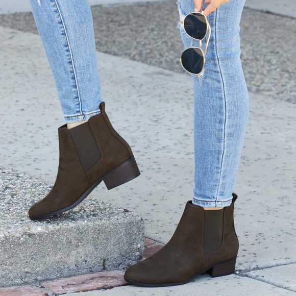 Fortune Dynamic | Shoes | Fortune Dynamic Falling In Love Faux Suede ...